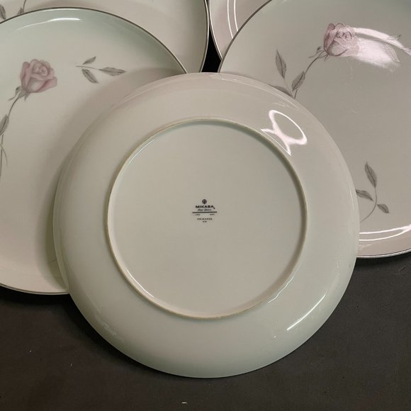 Mikasa | Dining | Mikasa Fine China Primrose 894 Pink Roses Gray Trim ...